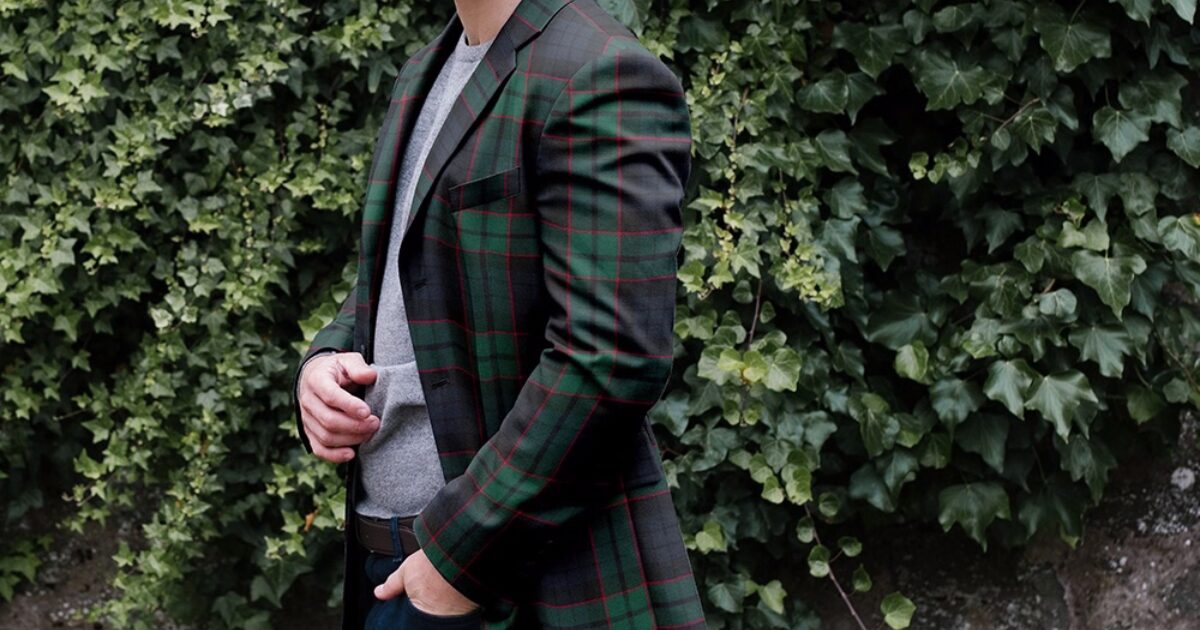 Men's Knee Length Tartan Jacket | ScotlandShop