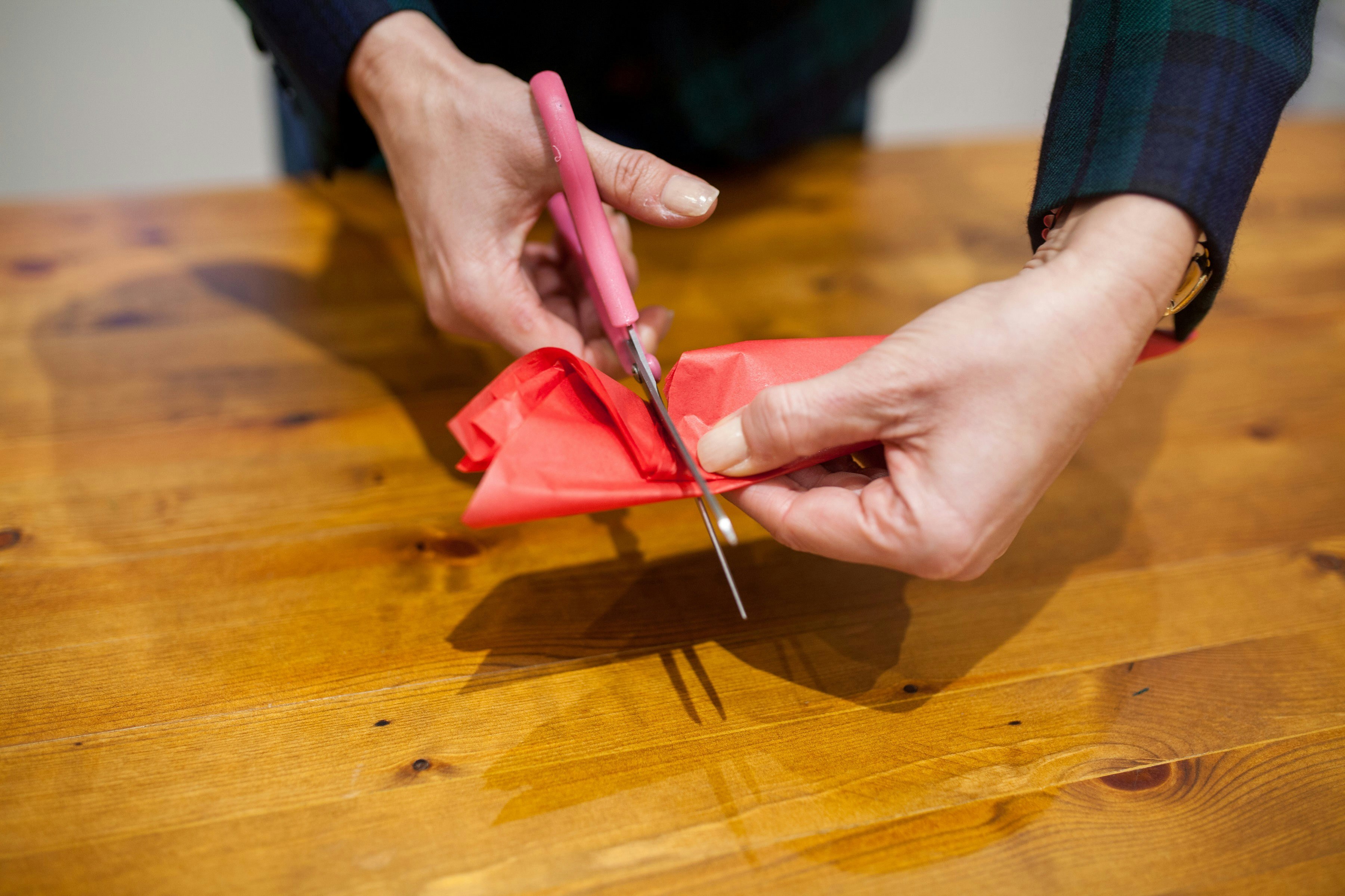 Tartan Inspired Giftwrap - Awkward Shapes | ScotlandShop