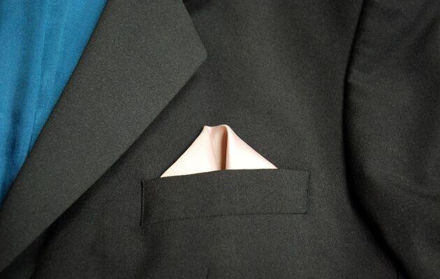 How to fold your tartan pocket square – The Winged… | ScotlandShop