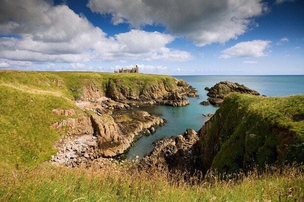 Clan Hay - Castles & Vampires | ScotlandShop