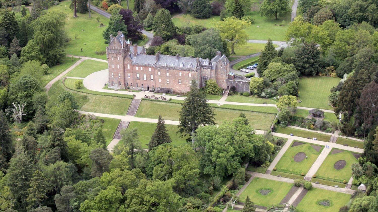 The Story of Brodick Castle, home to the Hamiltons | ScotlandShop
