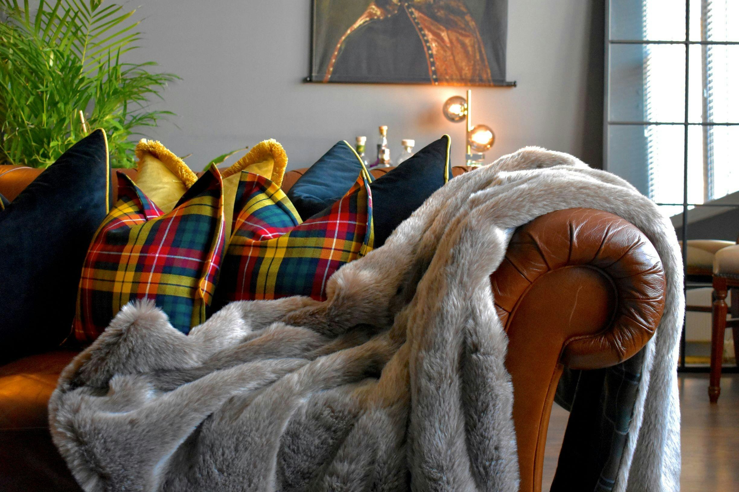 Tartan Blankets & Throws | Made in Scotland | ScotlandShop